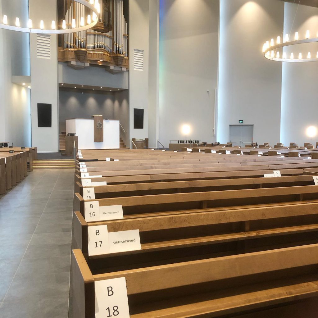 Gereformeerde kerk De Kandelaar in Nieuw-Beijerland bereidt zich voor ... Gereformeerde kerk De Kandelaar in Nieuw-Beijerland bereidt zich voor ...