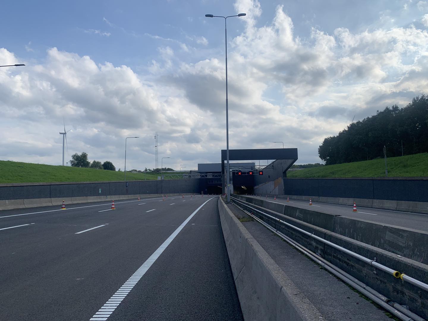 A29: nachtafsluitingen Heinenoordtunnel deze week voor ... A29: nachtafsluitingen Heinenoordtunnel deze week voor ...