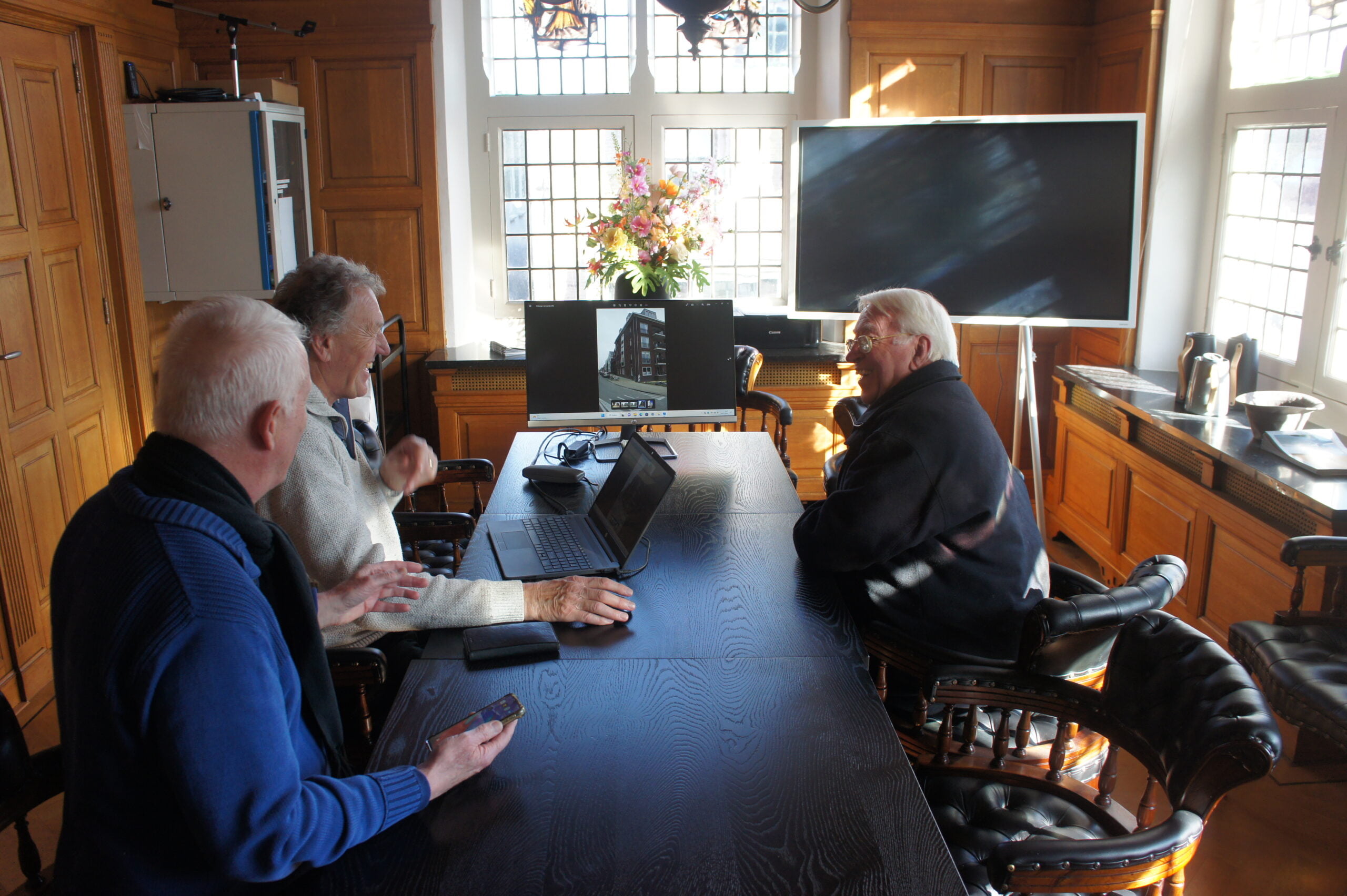 Historisch archief in het Oude Raadshuis van Oud-Beijerland weer geopend. - Hoeksche Waard Nieuws