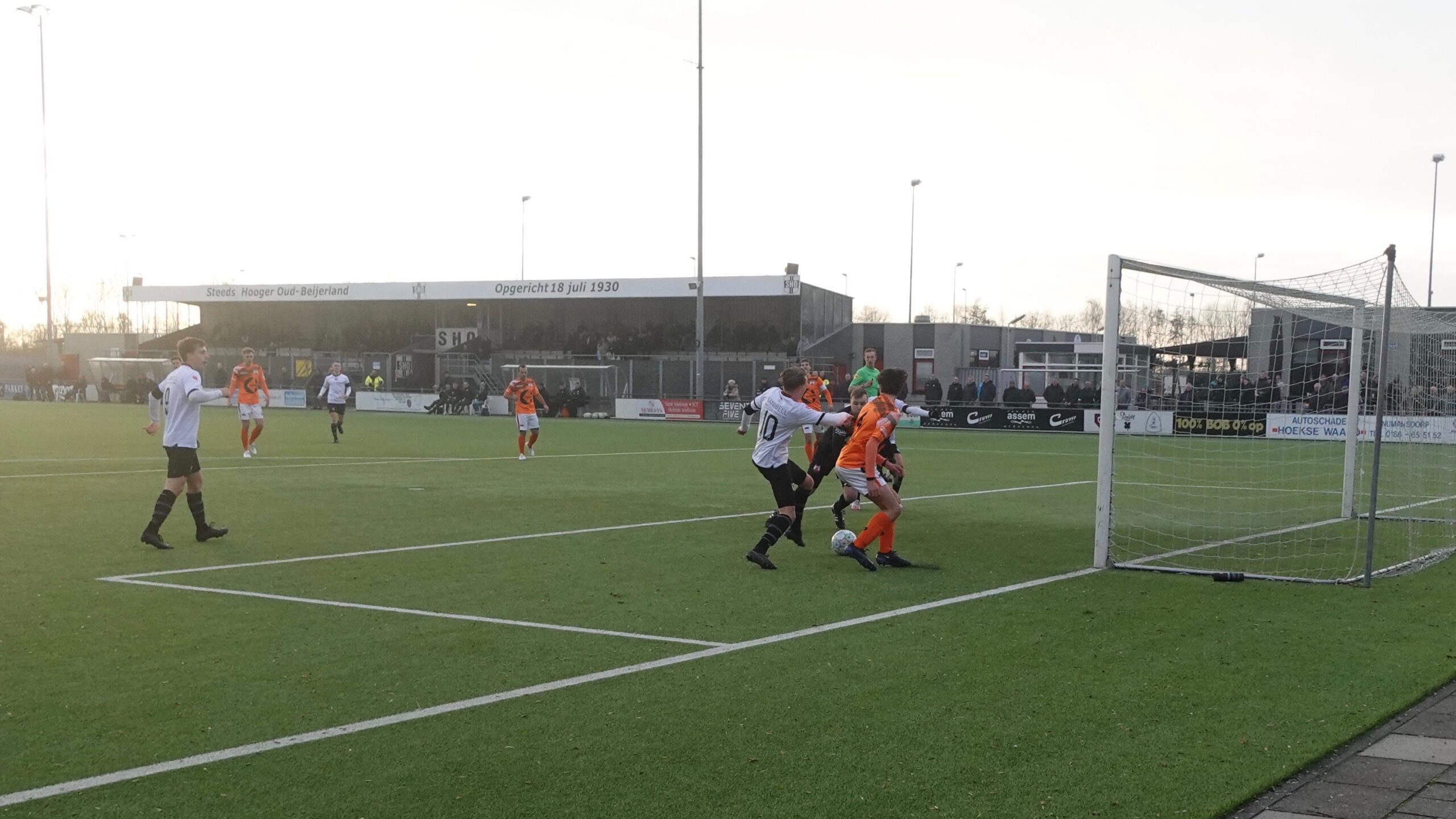 SHO wint ruim van Terneuzense Boys - Hoeksche Waard Nieuws