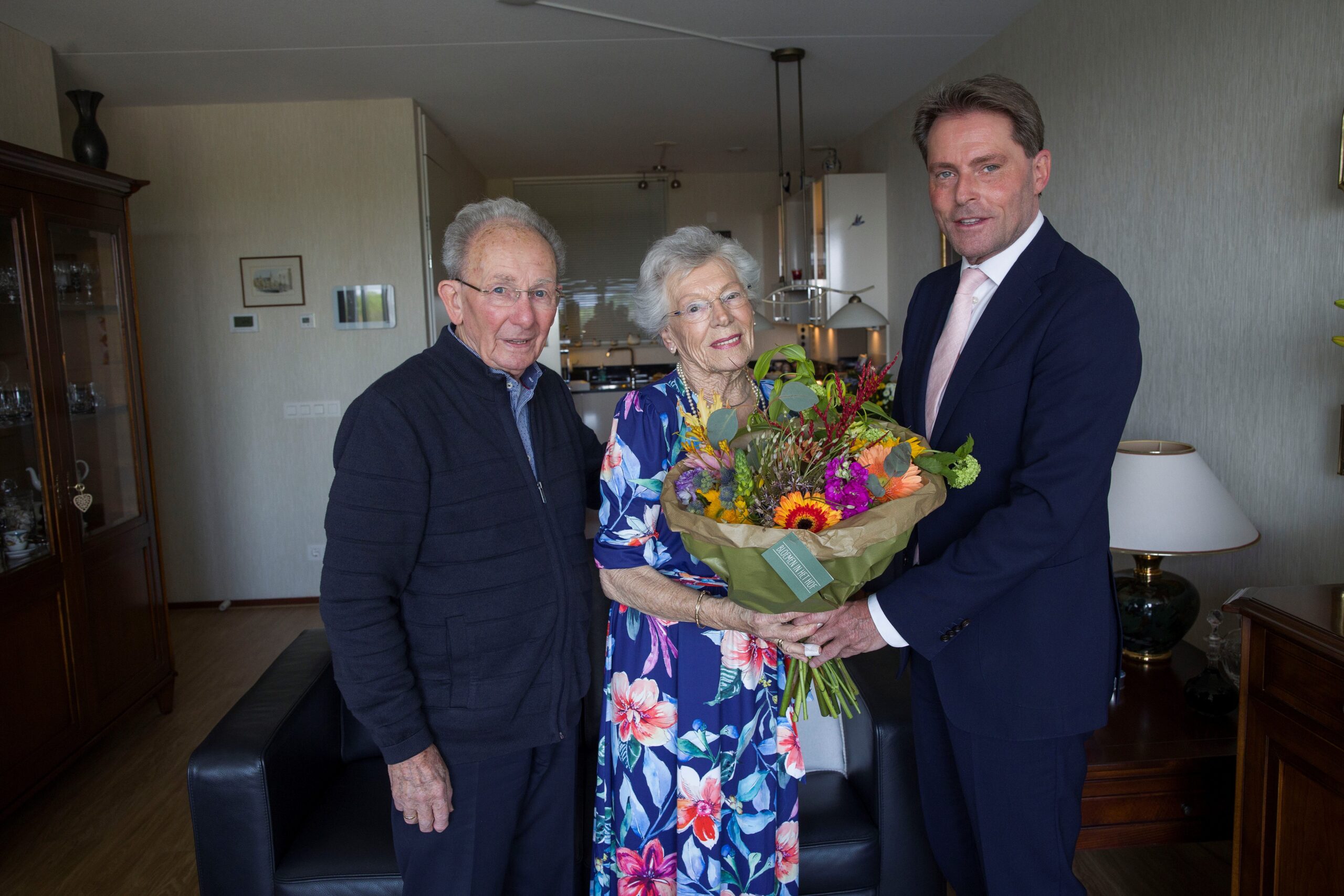 Echtpaar Kraan-Schuttevaar uit Oud-Beijerland viert diamanten jubileum - Hoeksche Waard Nieuws