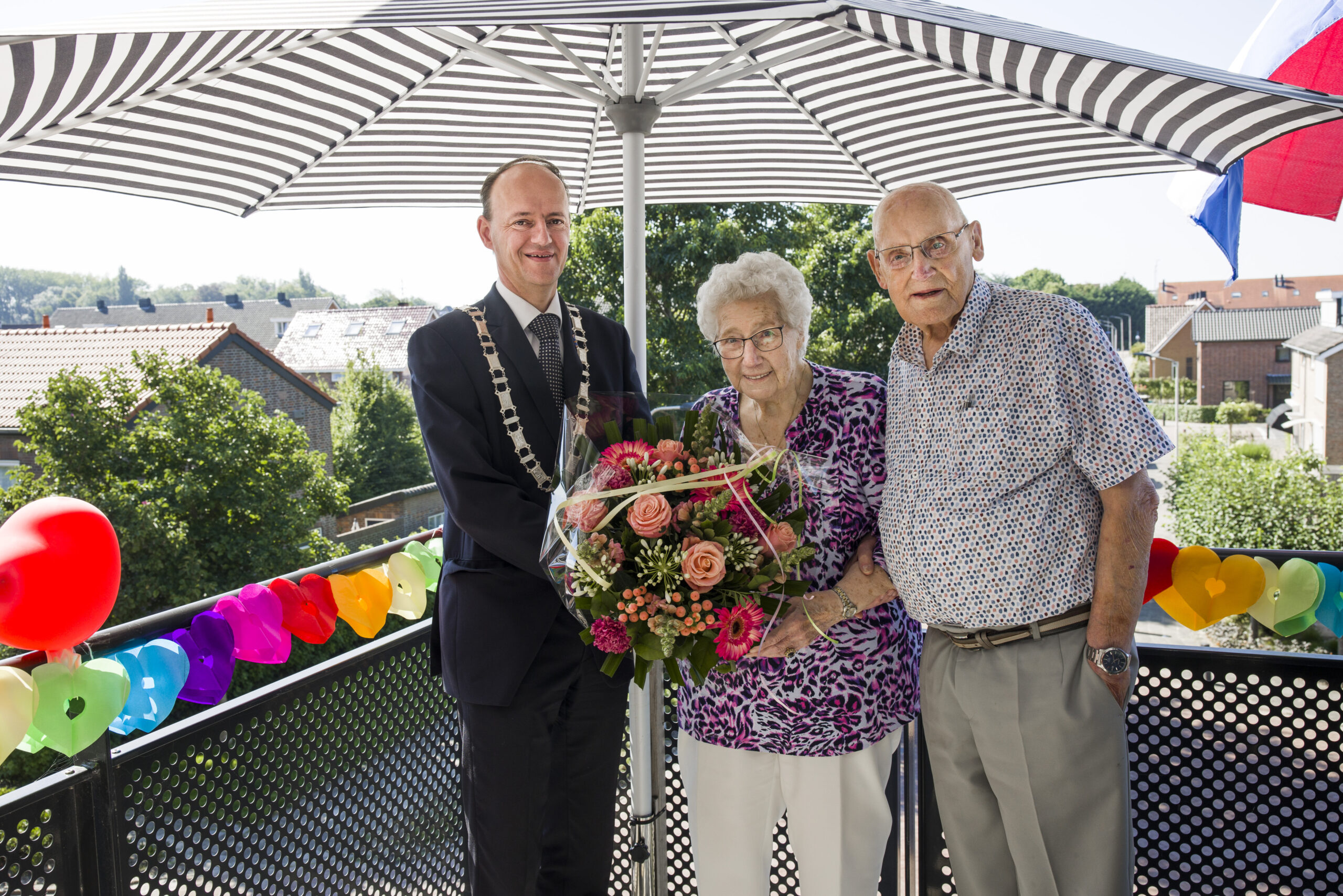 Echtpaar Hagoort-Hoogwerf uit Numansdorp viert platina huwelijk ...