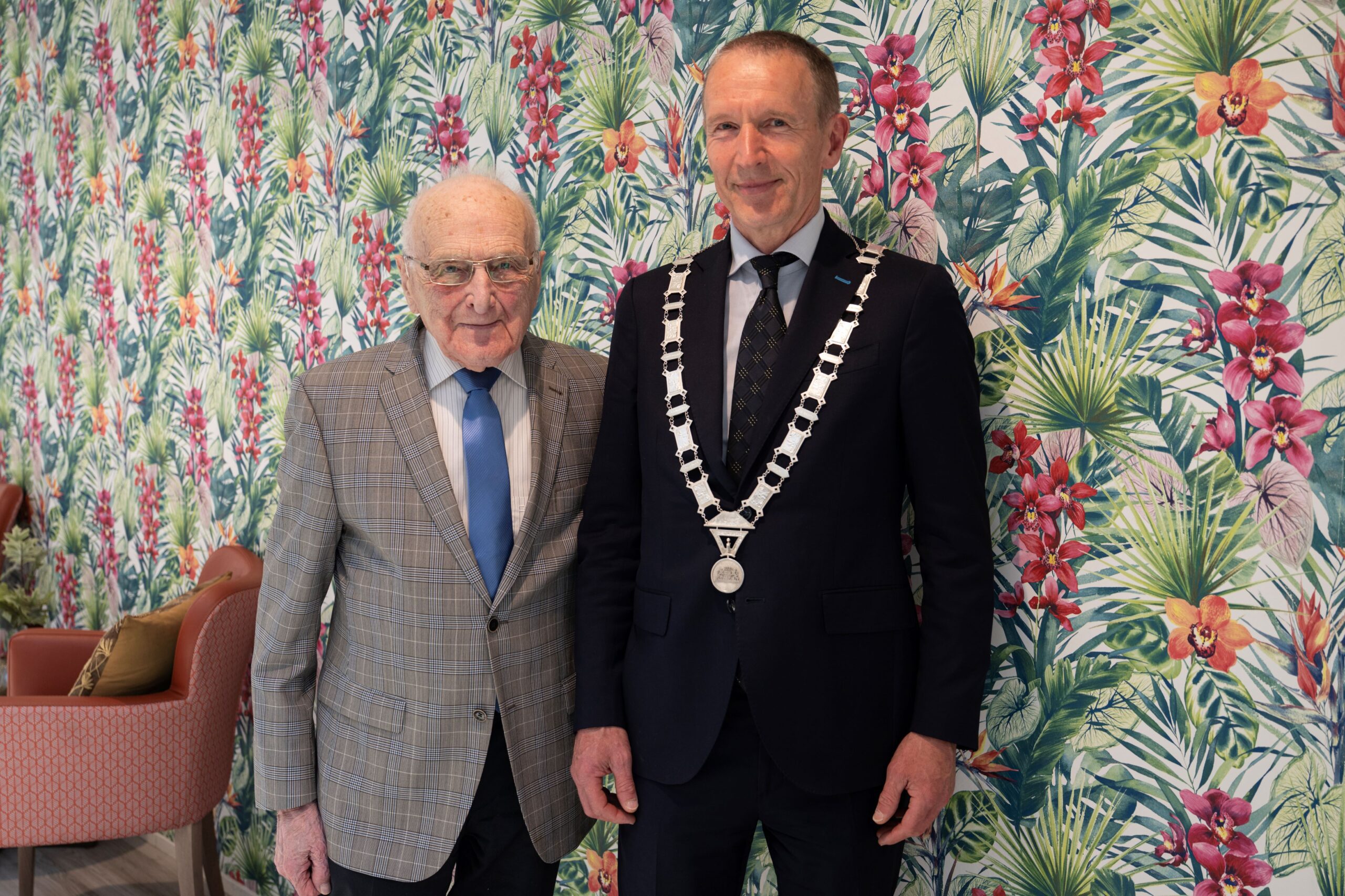 Arie den Hartog uit ’s-Gravendeel 102 jaar geworden - Hoeksche Waard Nieuws
