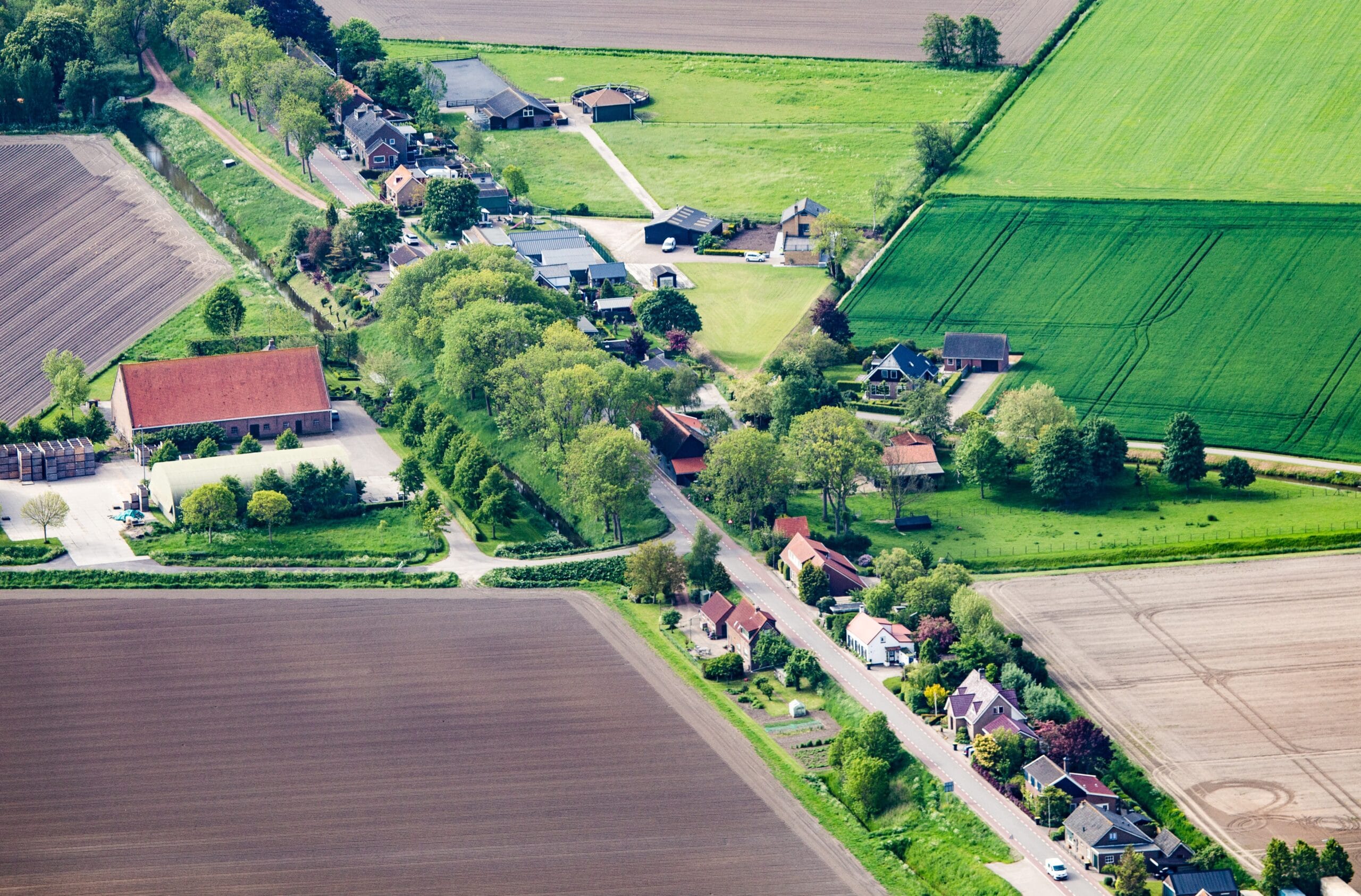 Constructief Hoeksche Waard overweegt gang naar rechter om ...
